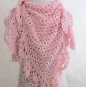 Free Pattern – Lacy Triangular Shawl – Woolcrate